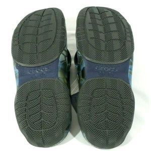 CROCS | Shoes | Crocs Mens Kryptek Neptune Deck Flip Flops | Poshmark